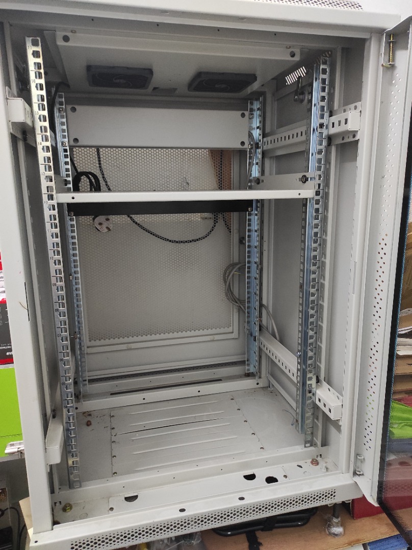 Server Rack Cabinet, Furniture & Home Living, Furniture, Shelves ...