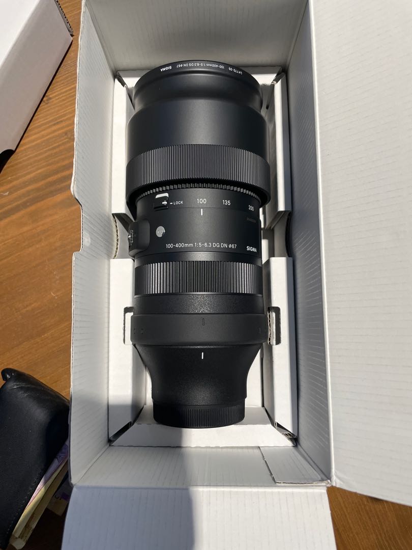 Sigma 100-400mm telephoto, Photography, Lens & Kits on Carousell