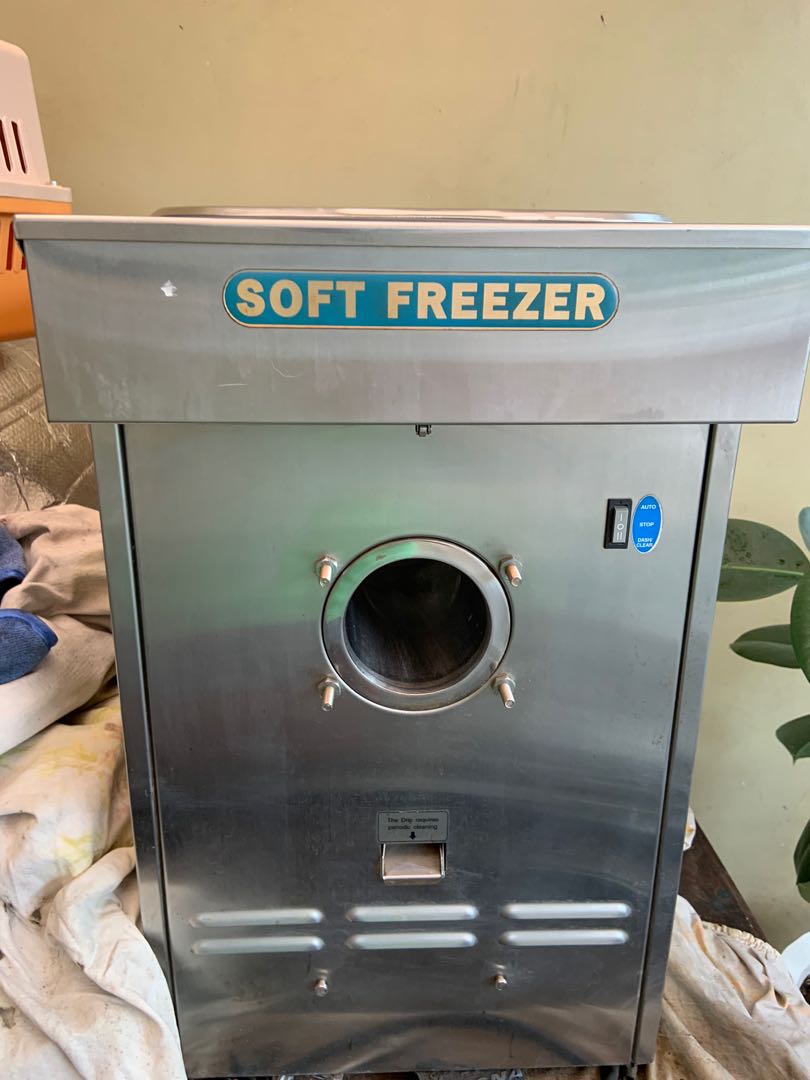 Soft serve ice cream machine, TV & Home Appliances, Kitchen Appliances ...