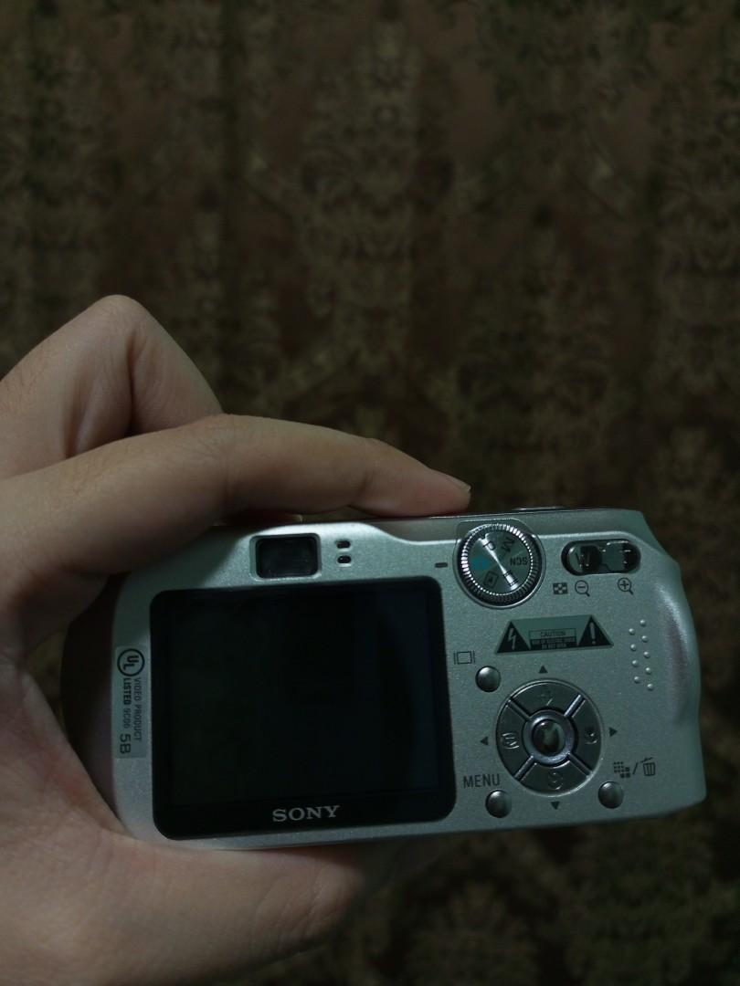 Sony Cybershot DSC-P200, Photography, Cameras on Carousell