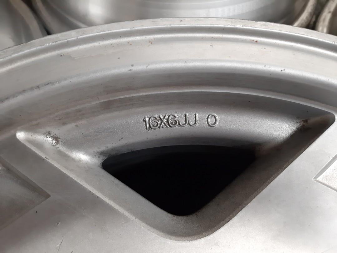 Toyota Land Cruiser Cross Rims, Car Parts & Accessories, Mags and Tires ...