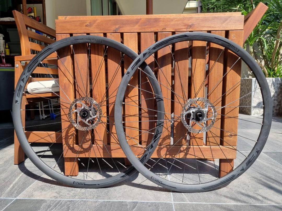 700c Entity XL3 Disc Wheelset Tubeless ready, Sports Equipment ...