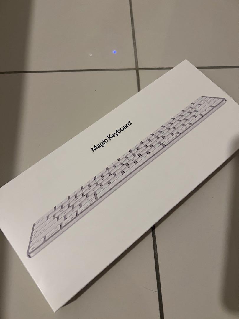 Apple magic keyboard, Computers & Tech, Parts & Accessories, Computer ...