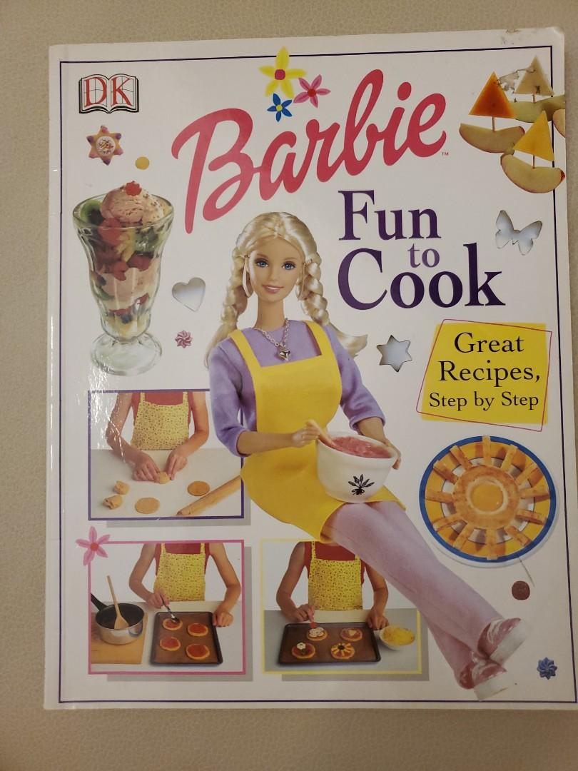 Barbie Fun to Cook, 興趣及遊戲, 書本 & 文具, 兒童書籍 - Carousell
