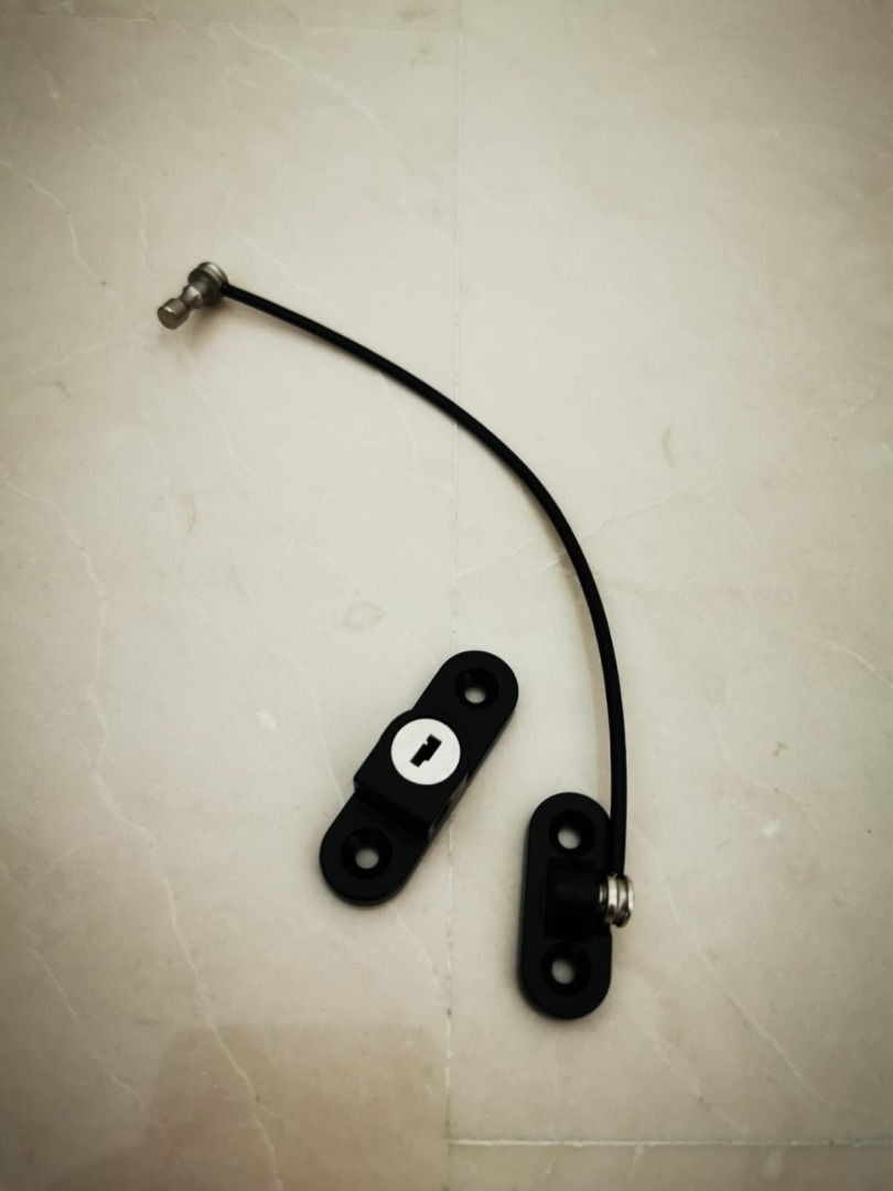 Brand New Window Restrictor/Stopper with Lock and Key, Furniture & Home ...