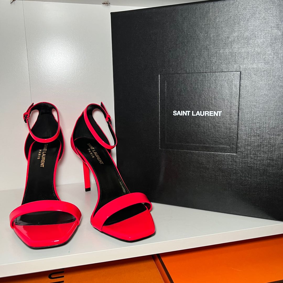 Brandnew YSL pumps, Luxury, Sneakers & Footwear on Carousell