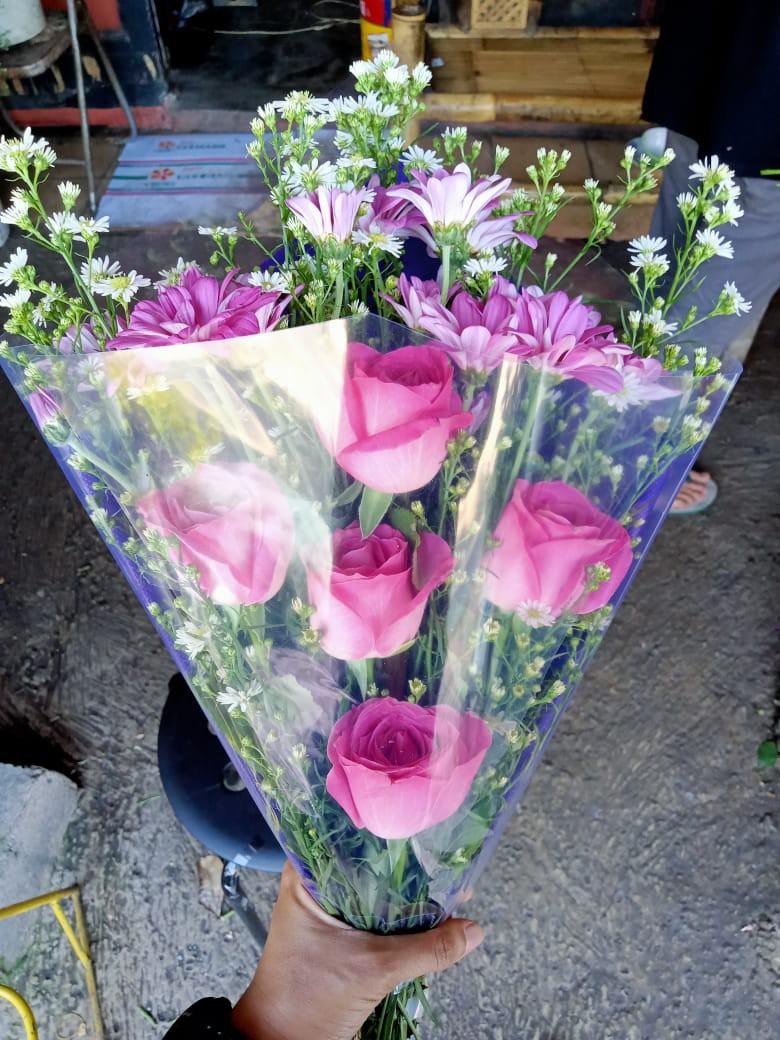 Buket bunga mawar asli dan segar cimahi bandung, Perkebunan di Carousell