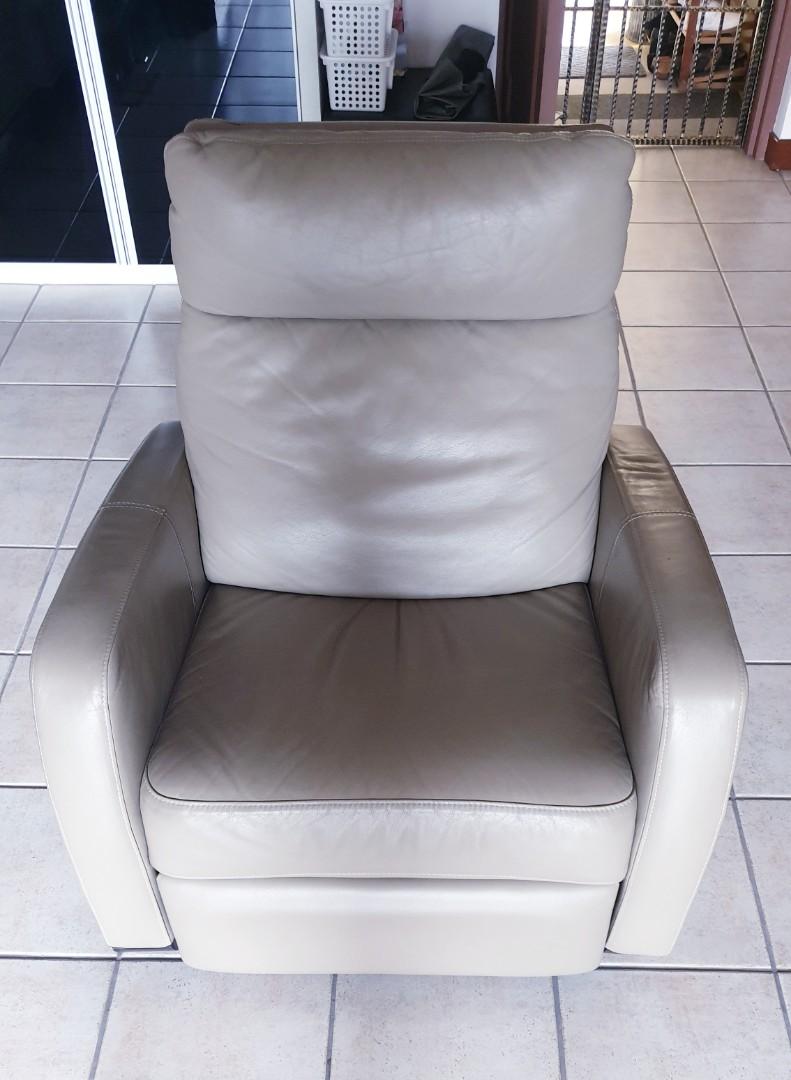 Cellini recliner sofa, Furniture & Home Living, Furniture, Sofas on ...