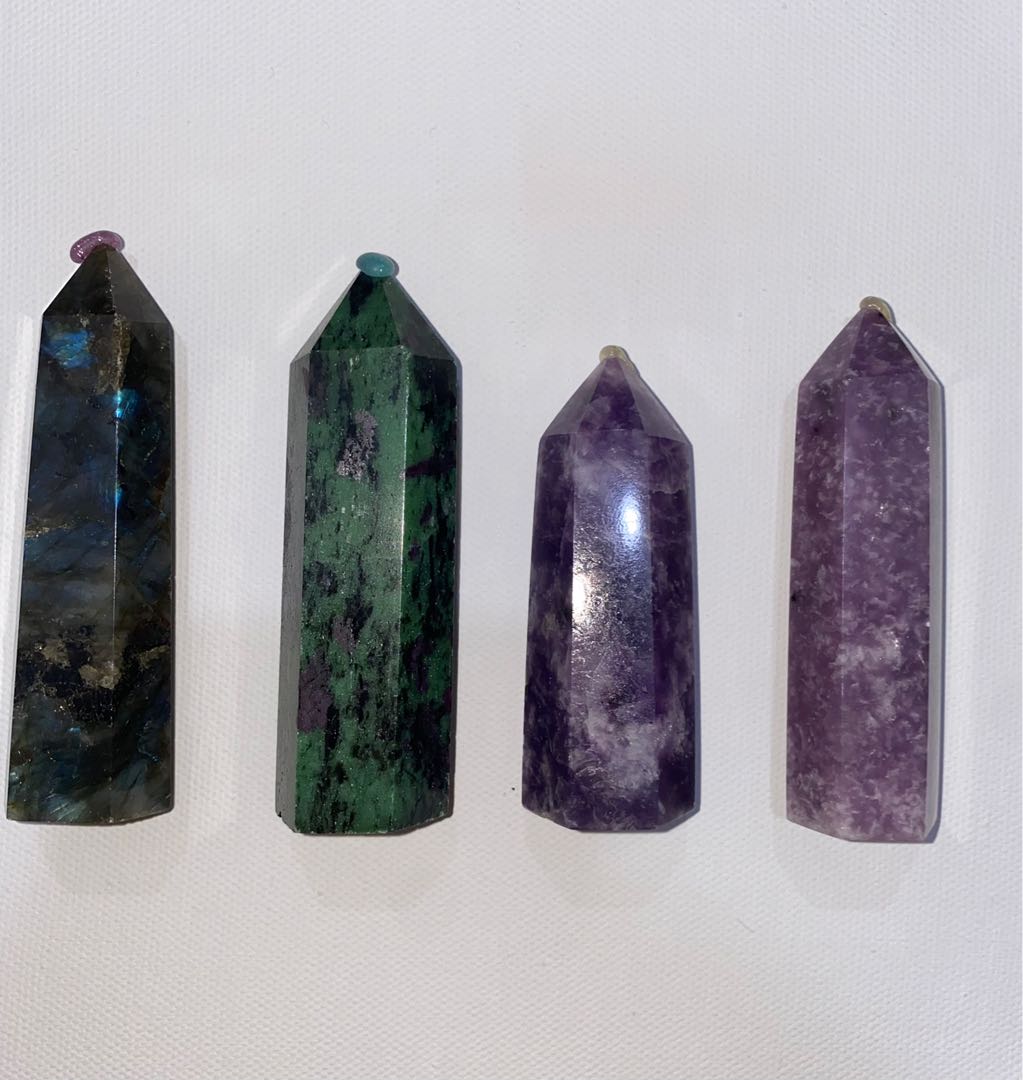 Crystal Towers, Women's Fashion, Jewelry & Organisers, Precious Stones ...