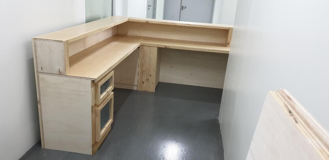 Custom Pallet Build: Counter Tops, Storage bins, Chairs, Benches, Table ...