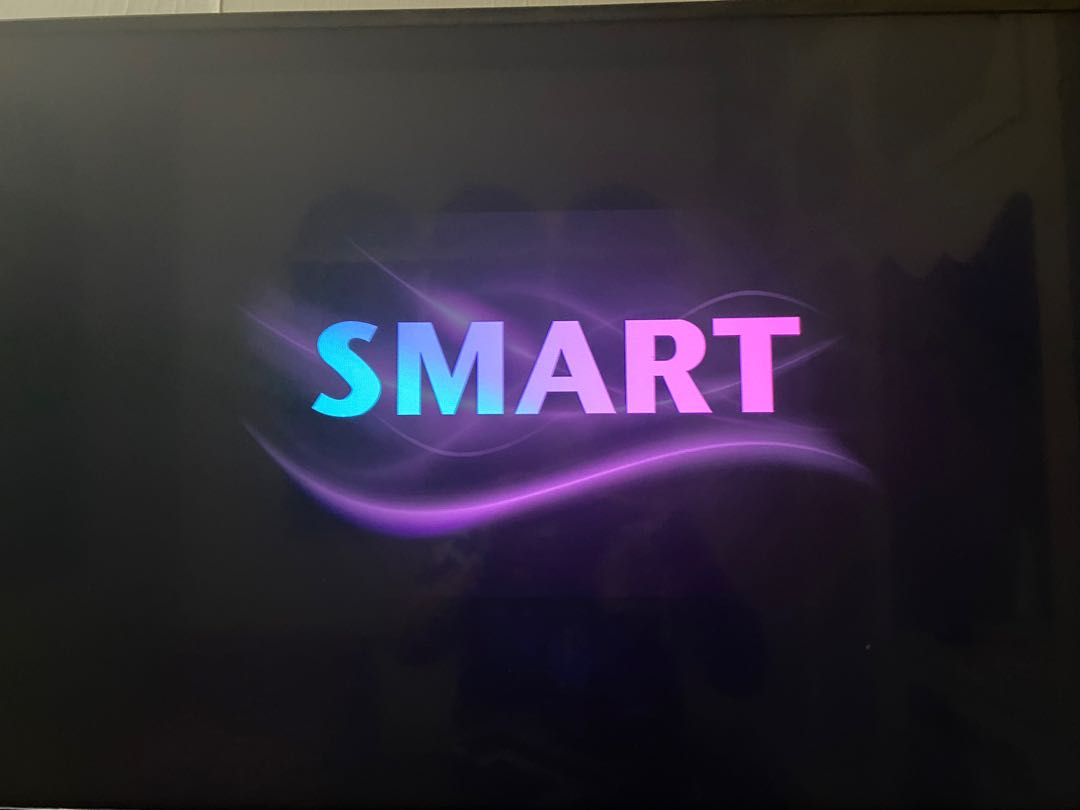 Devant smart tv with wall bracket, TV & Home Appliances, TV ...