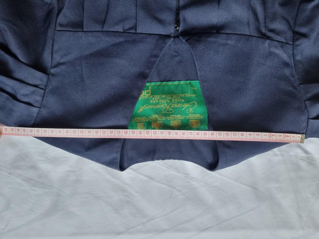 UK Graduation Robe - Ede & Ravenscroft, Hobbies & Toys, Stationery ...