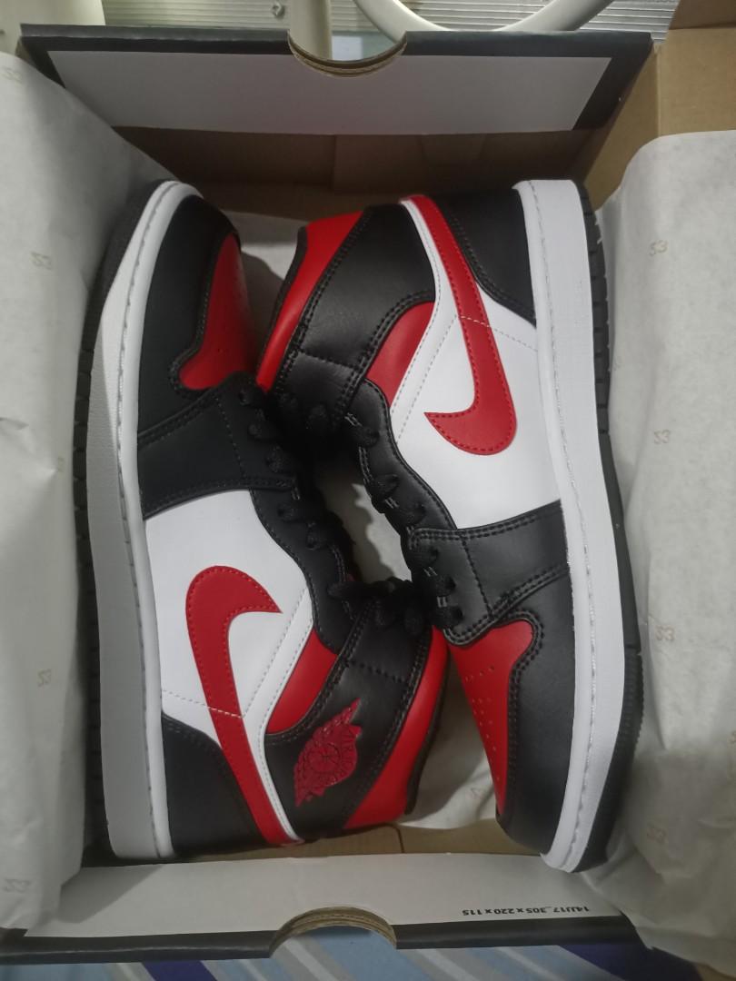 Jordan 1 mid fire red, Men's Fashion, Footwear, Sneakers on Carousell