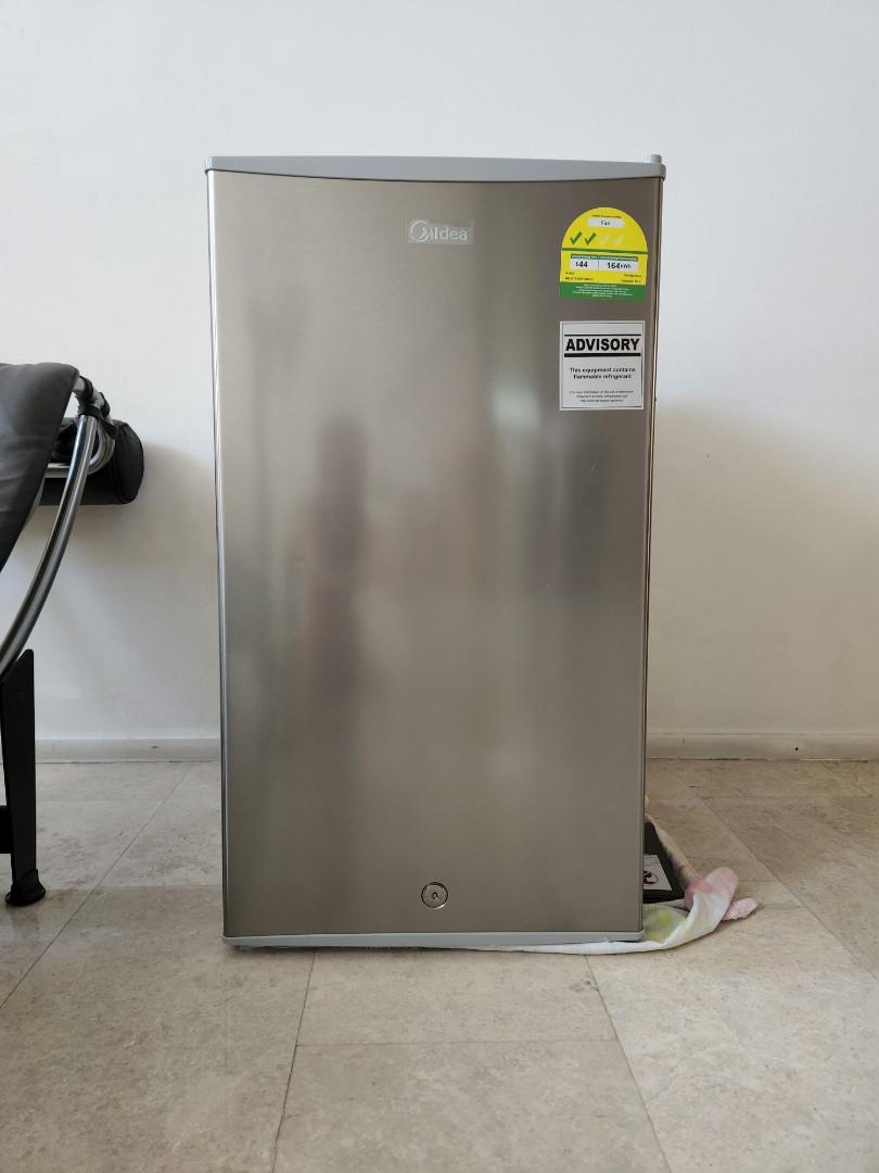 Midea mini fridge, TV & Home Appliances, Kitchen Appliances ...