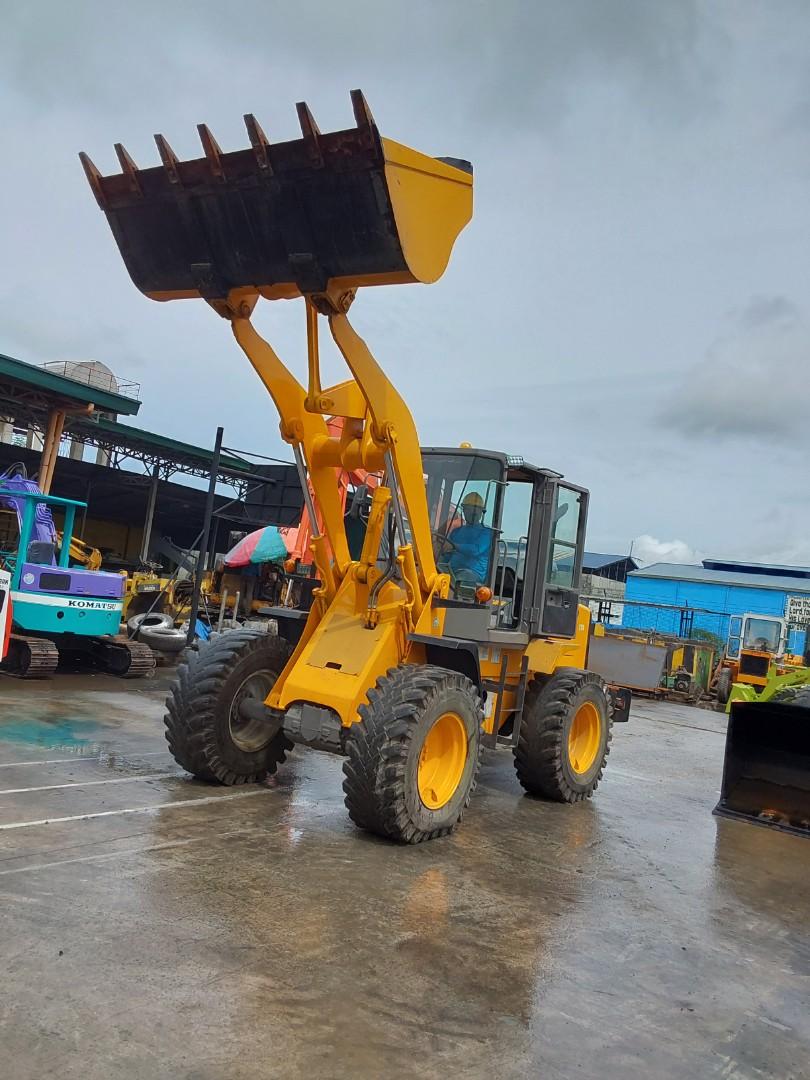 Payloader TCM L13, Commercial & Industrial, Industrial Equipment on ...
