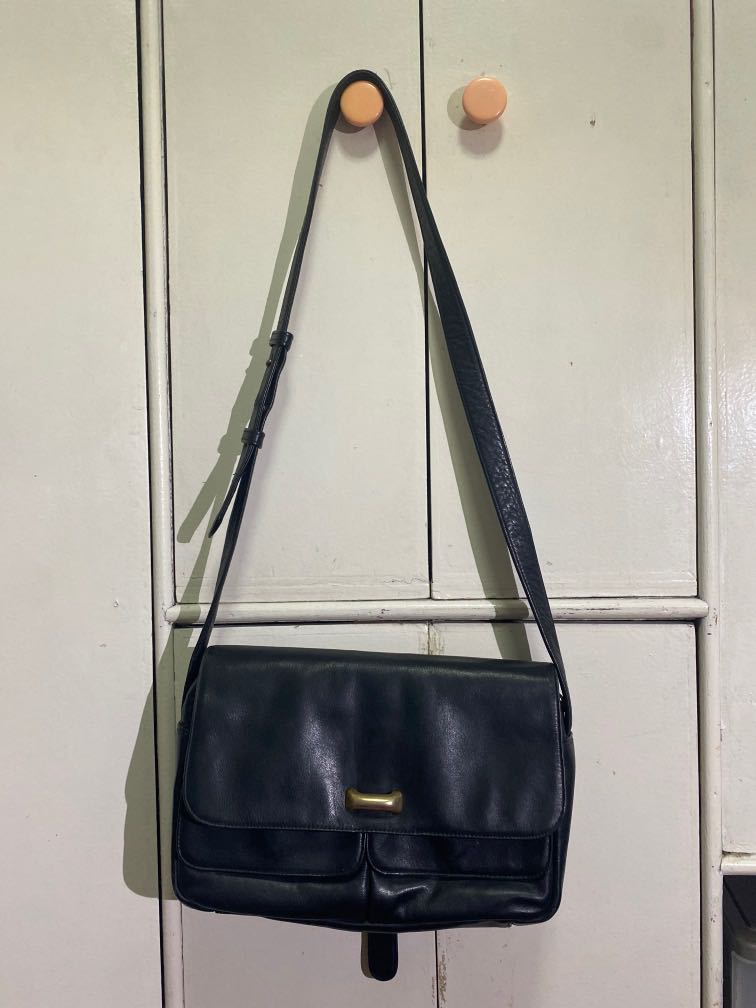 Perlina Sling Bag, Women's Fashion, Bags & Wallets, Purses & Pouches on ...