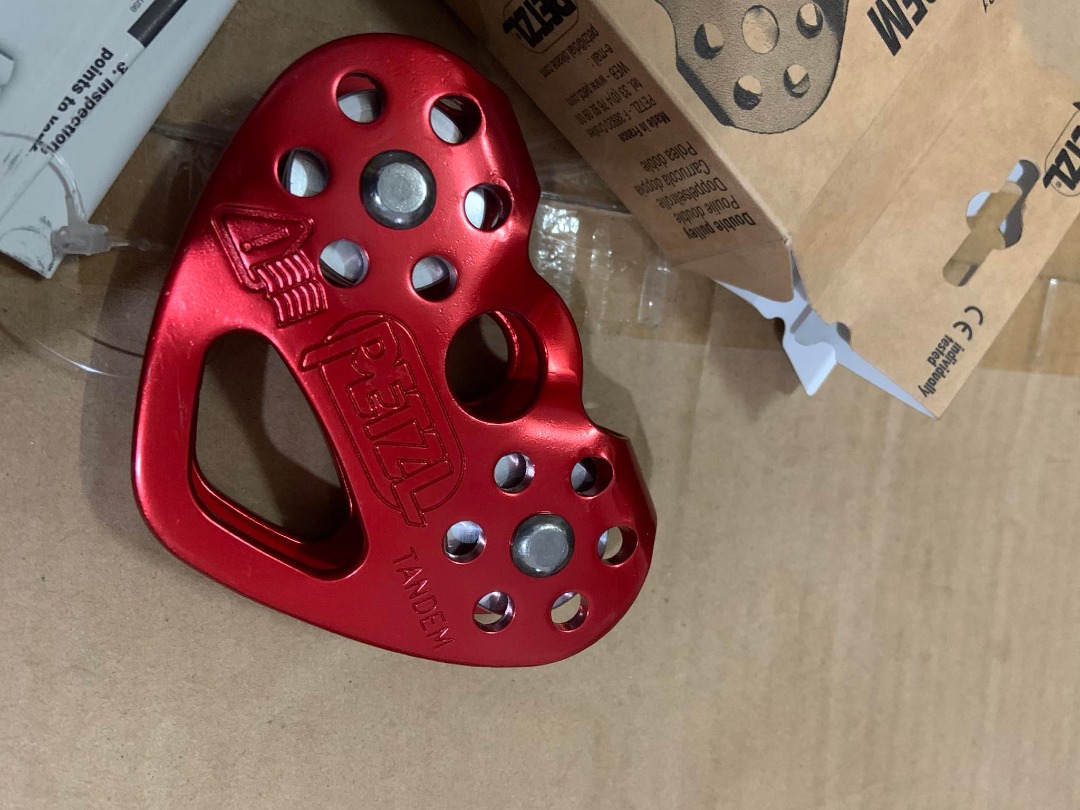 PETZL Tandem Pulley Sheave, Sports Equipment, Other Sports Equipment ...