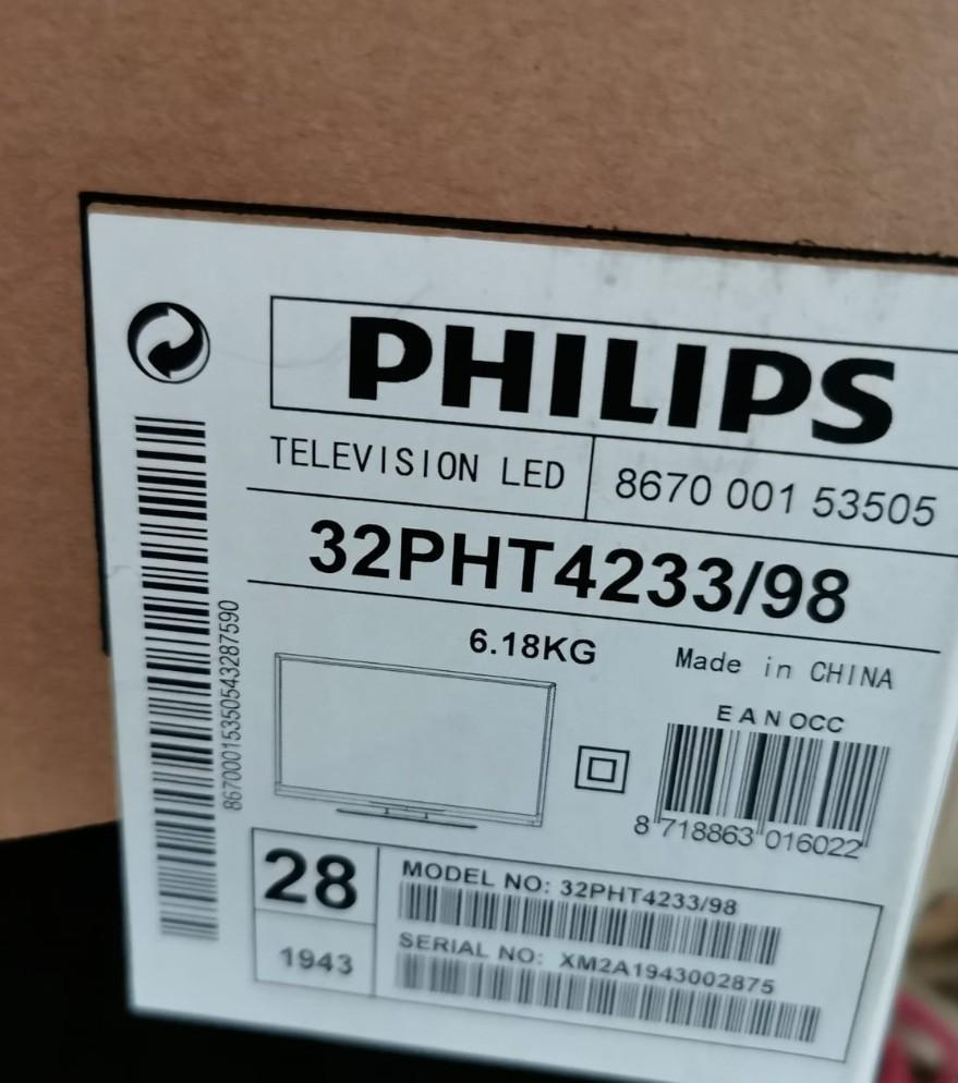 Philips 32" HD slim LED TV, TV & Home Appliances, TV & Entertainment ...