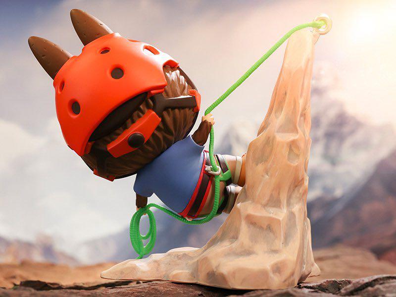 [Preorder]Pop Mart Labubu Climber Big Figure, Hobbies & Toys, Toys ...
