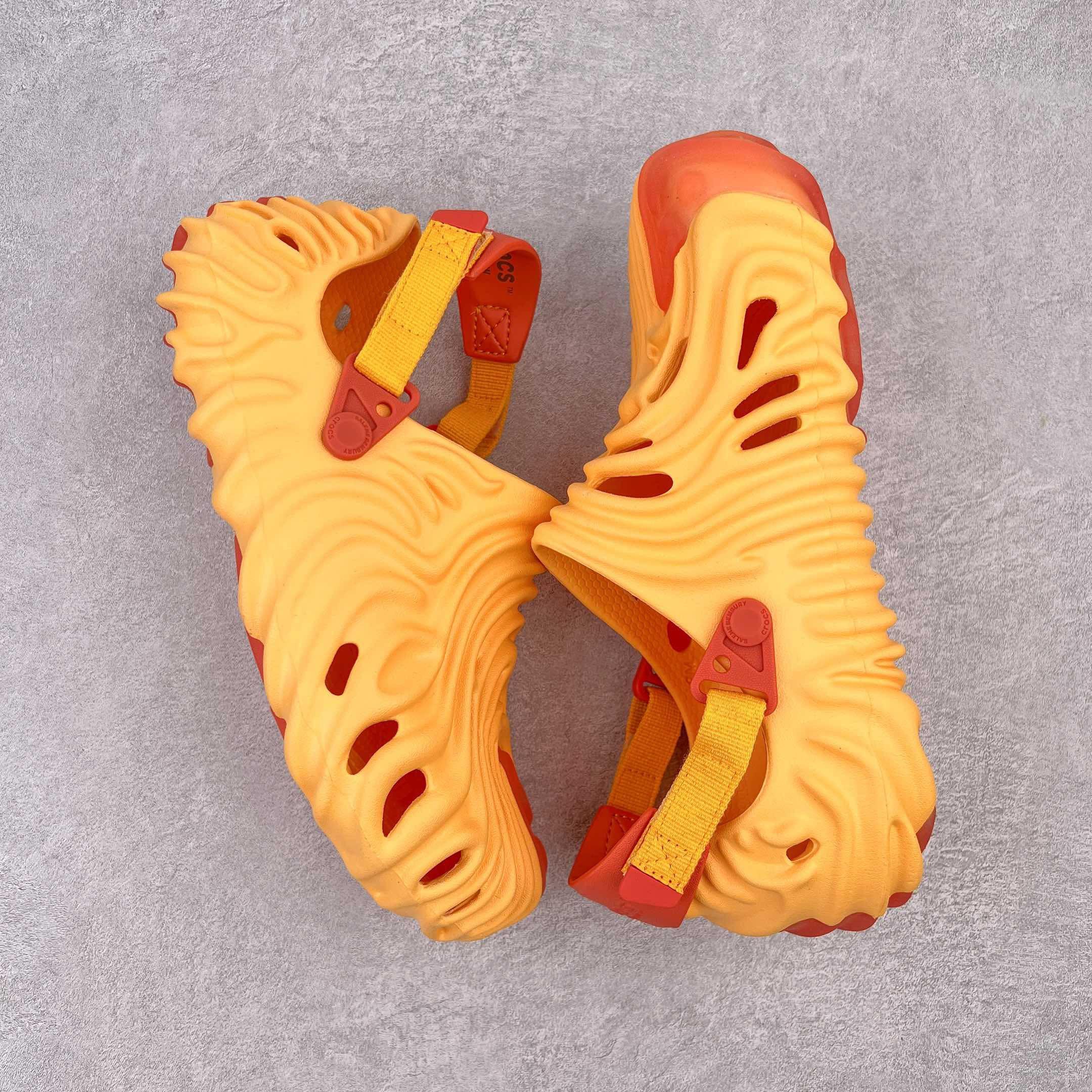 SALEHE BEMBURY X CROCS POLLEX CLOG ‘ORANGE’, Men's Fashion, Footwear ...