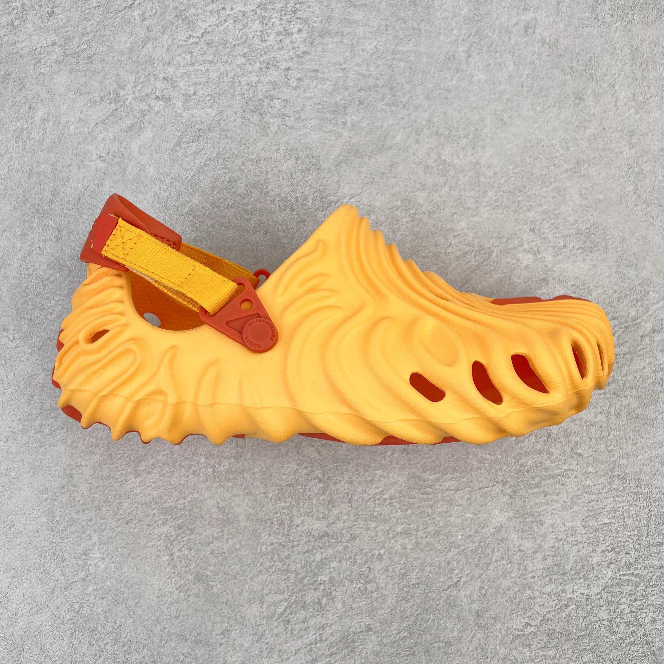 SALEHE BEMBURY X CROCS POLLEX CLOG ‘ORANGE’, Men's Fashion, Footwear ...