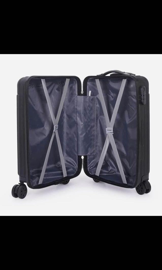 SM Luggage (Cabin Luggage), Hobbies & Toys, Travel, Luggage on Carousell