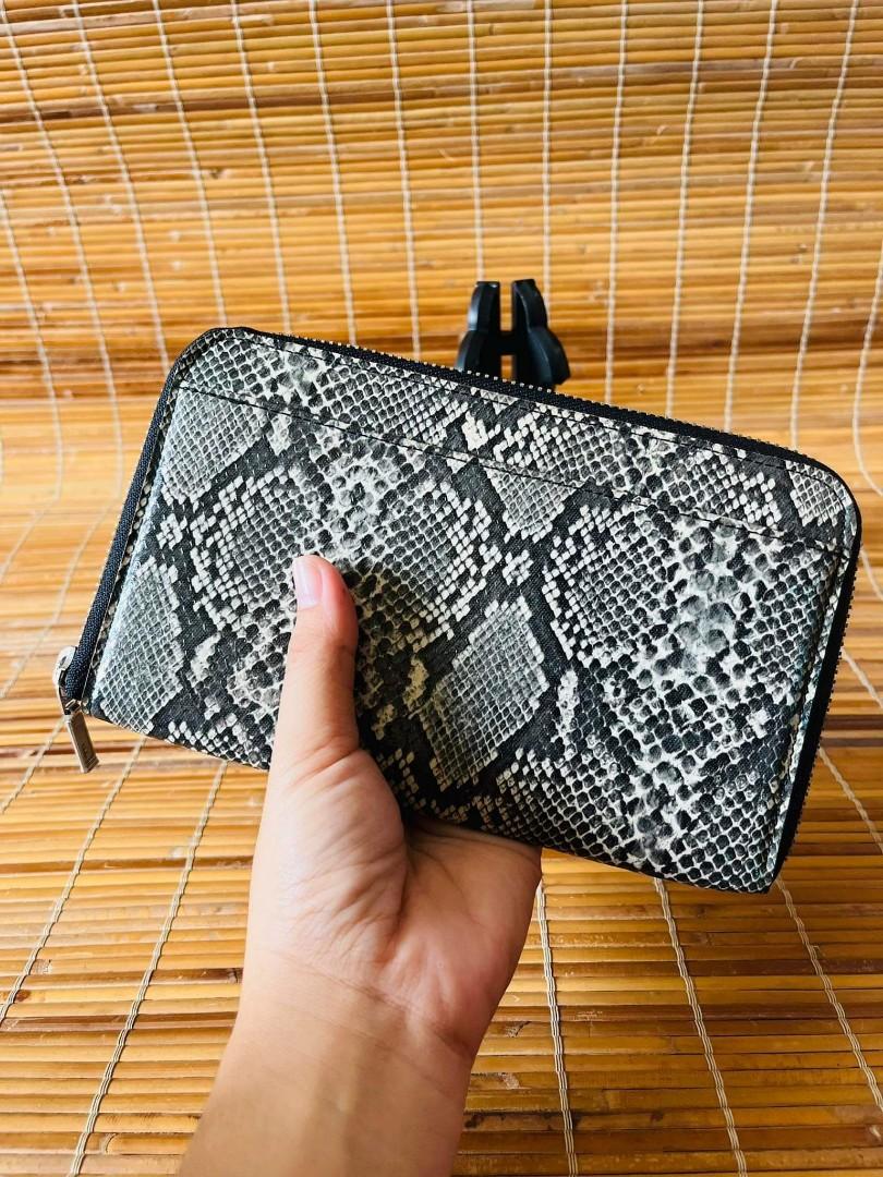 Snake Skin Wallet, Women's Fashion, Bags & Wallets, Wallets & Card ...