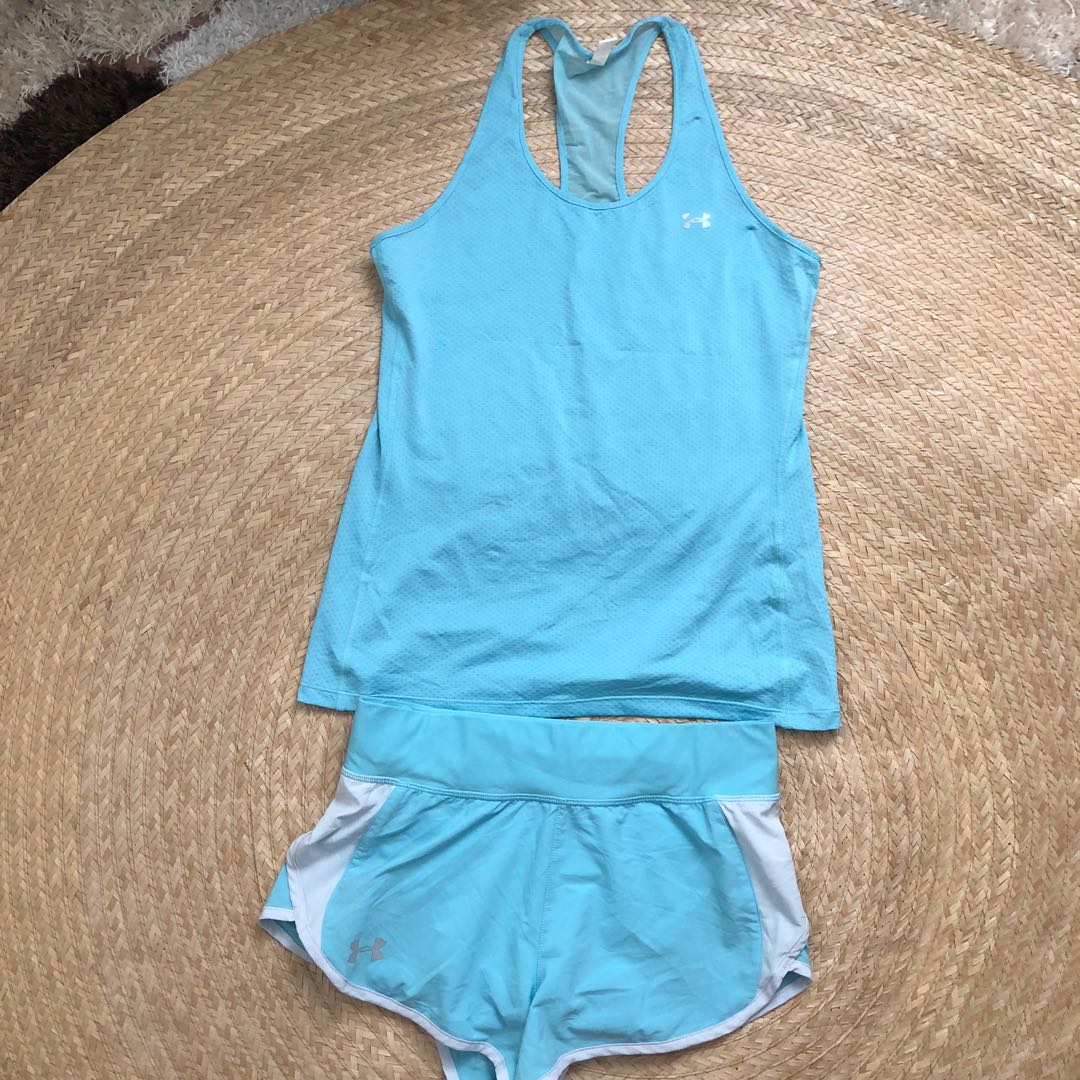 Under Armour bundle heat gear, Women's Fashion, Activewear on Carousell