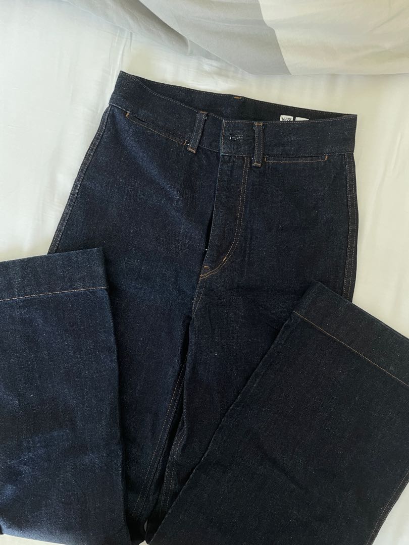 uniqlo u jeans, Women's Fashion, Bottoms, Jeans & Leggings on Carousell