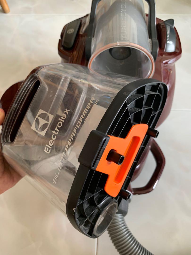 Vacuum Cleaner Electrolux model ZSP4303AF, TV & Home Appliances, Vacuum ...