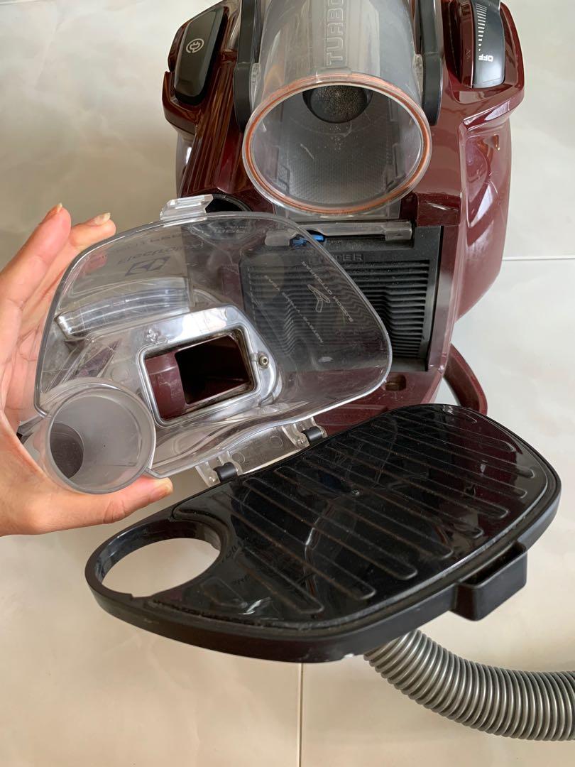 Vacuum Cleaner Electrolux model ZSP4303AF, TV & Home Appliances, Vacuum ...