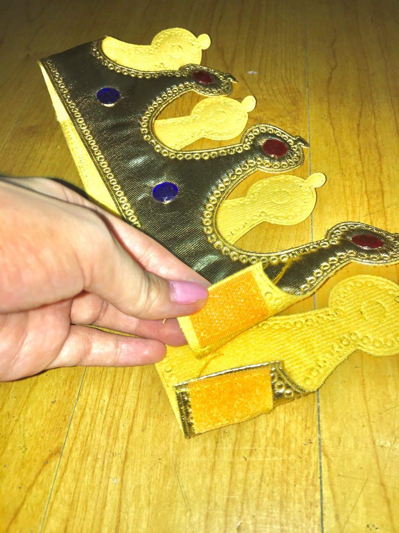 Birthday/party hat crown, Hobbies & Toys, Stationary & Craft, Occasions ...