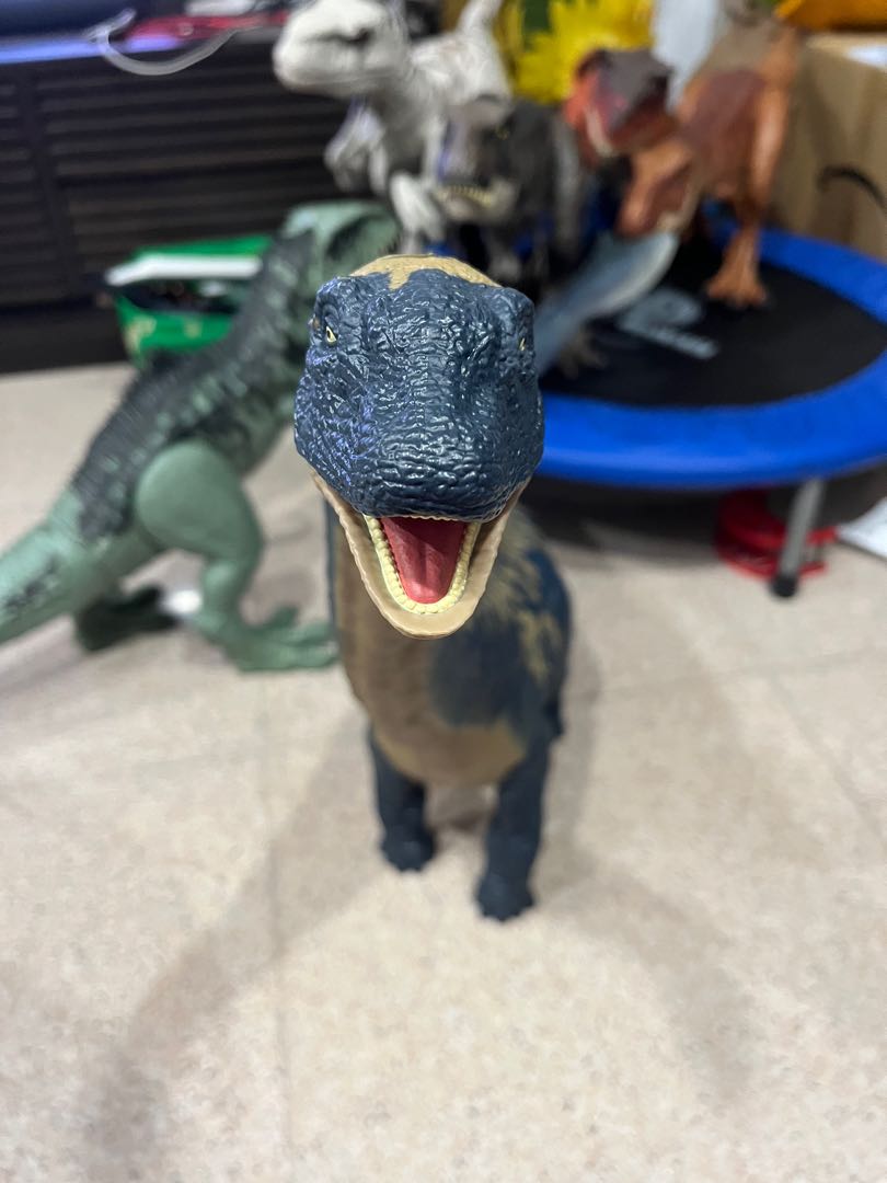 Brand new in box Dreadnoughtus Jurassic world dominion, Hobbies & Toys ...