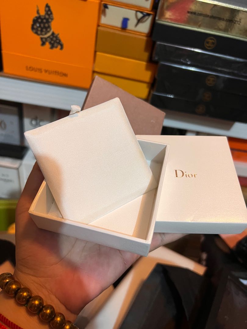 dior box, Luxury, Accessories on Carousell
