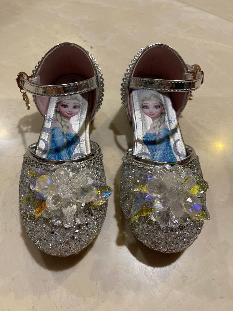 Frozen princess shoes (heels), Babies & Kids, Babies & Kids Fashion on ...