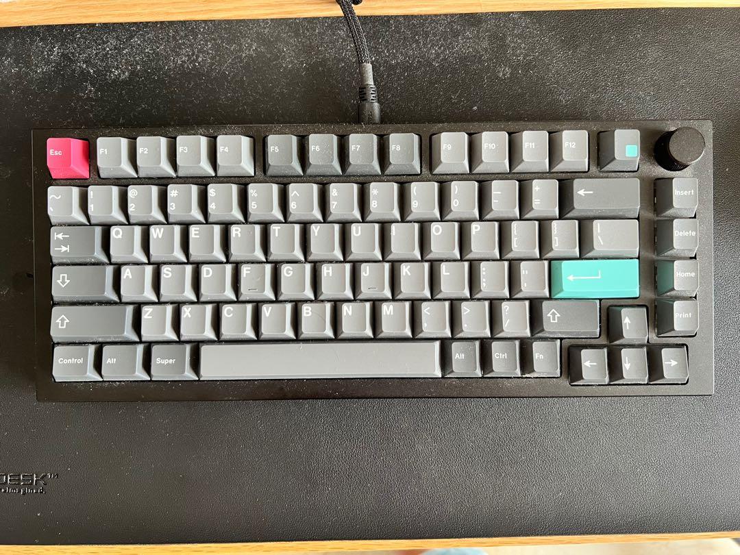 Glorious GMMK Pro Black Slate, GMK Modern Dolch, Boba U4 Silent Tactile ...