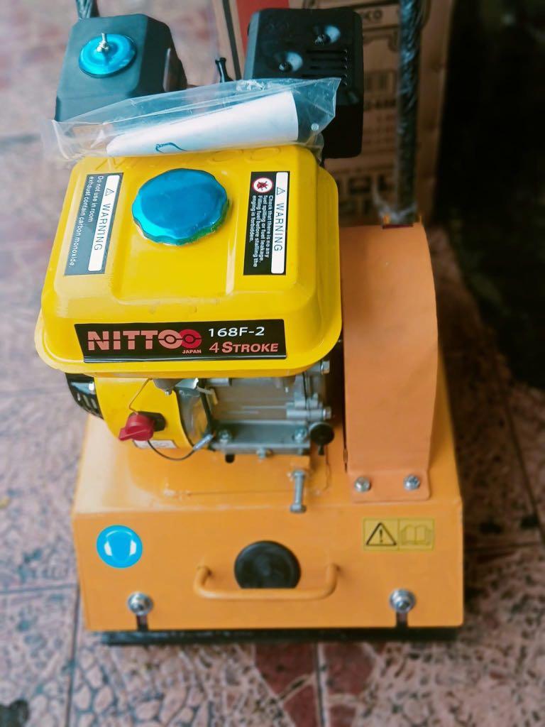 Heavy Duty Nitto Pro-Quip Gasoline Engine, Commercial & Industrial ...