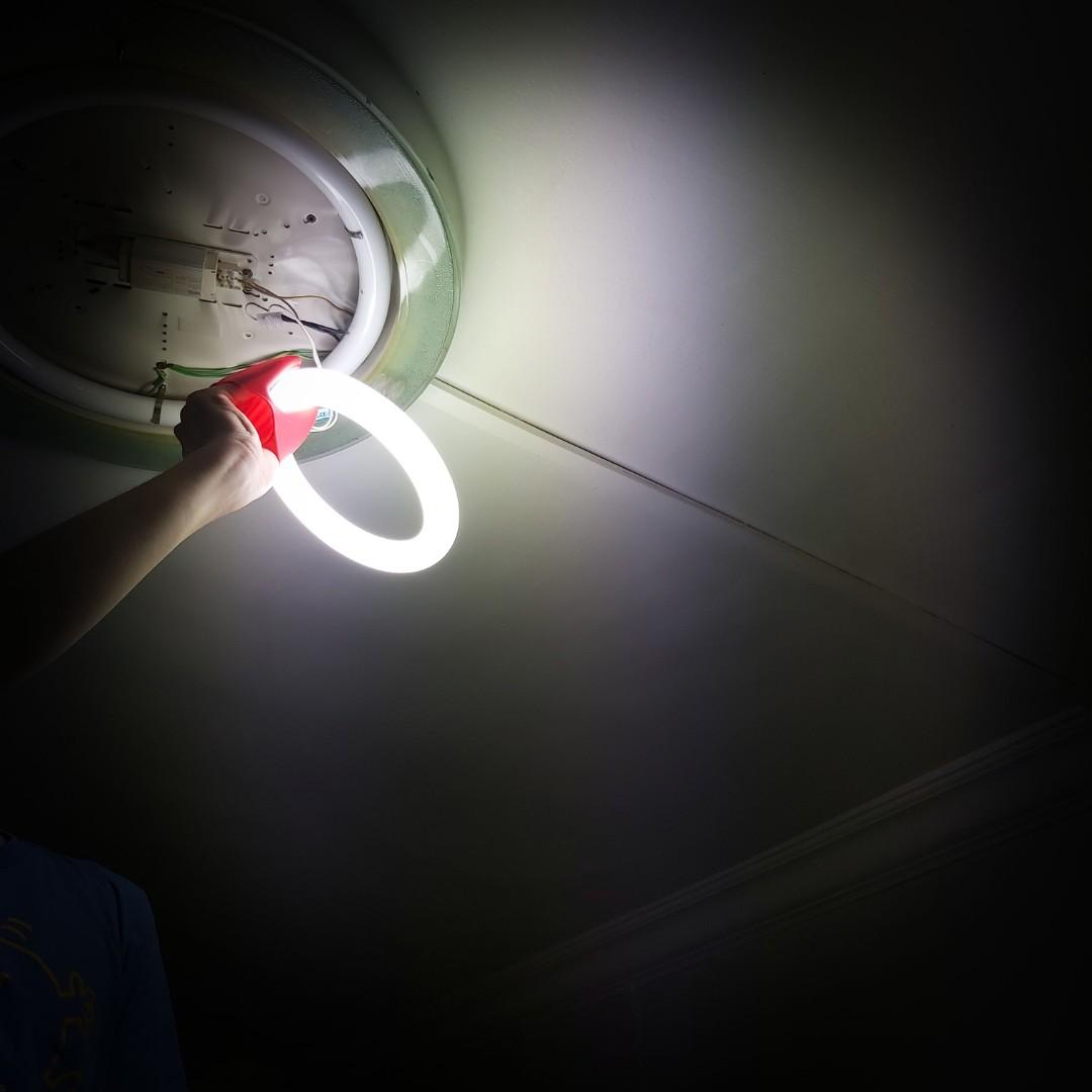 Hitachi Philips Fluorescent Light Tube Circular (22W), Furniture & Home ...