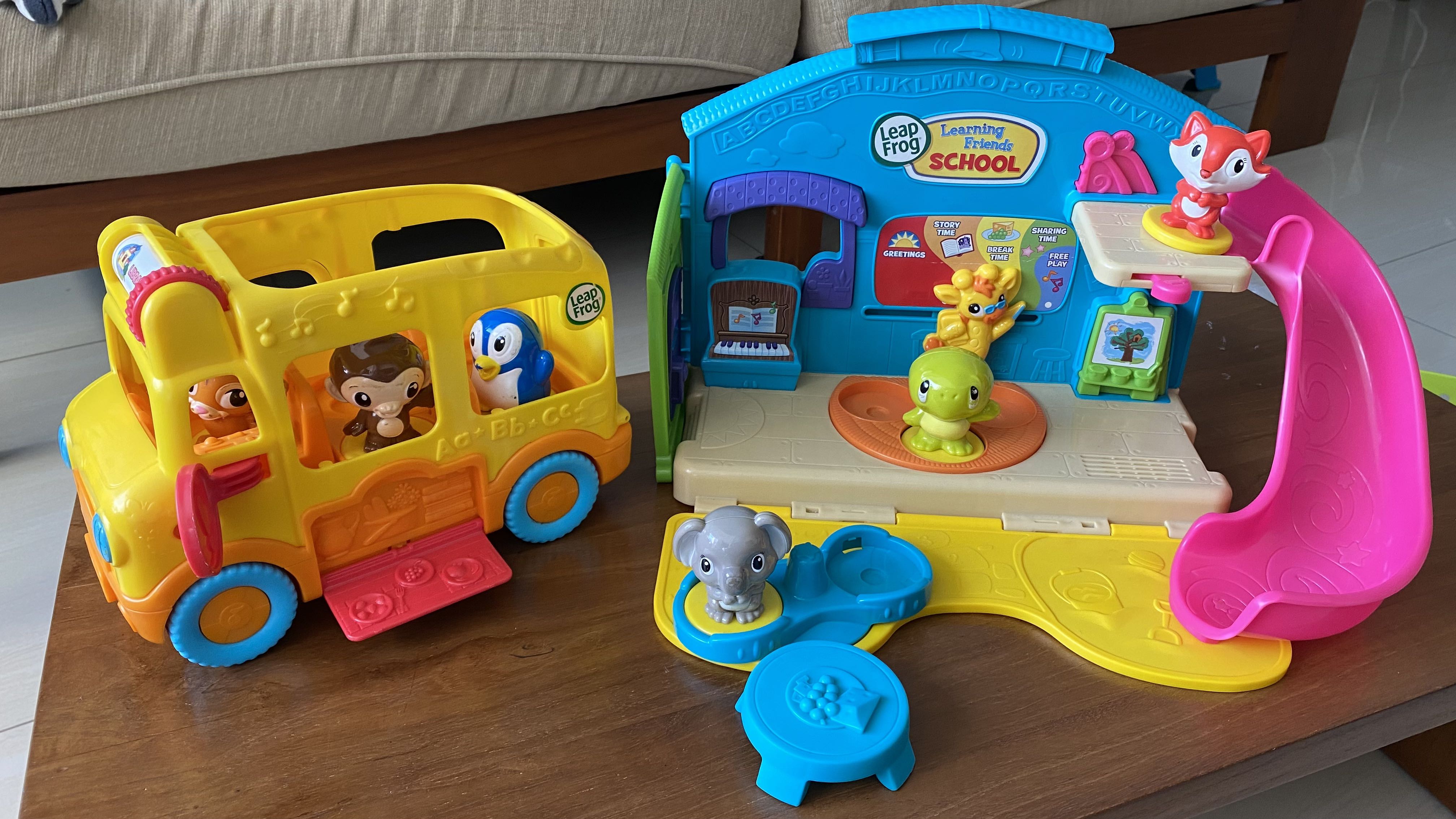 Leap frog Learning Friends School & free adventure Bus, Hobbies & Toys ...