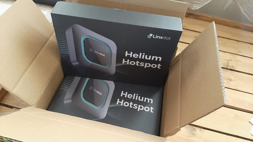 Linxdot Helium Hotspot Miner AS923, Computers & Tech, Office & Business ...
