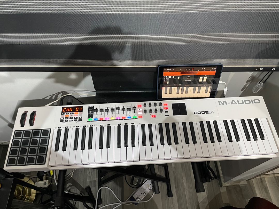 M Audio Code 61 White, Hobbies & Toys, Music & Media, Musical ...
