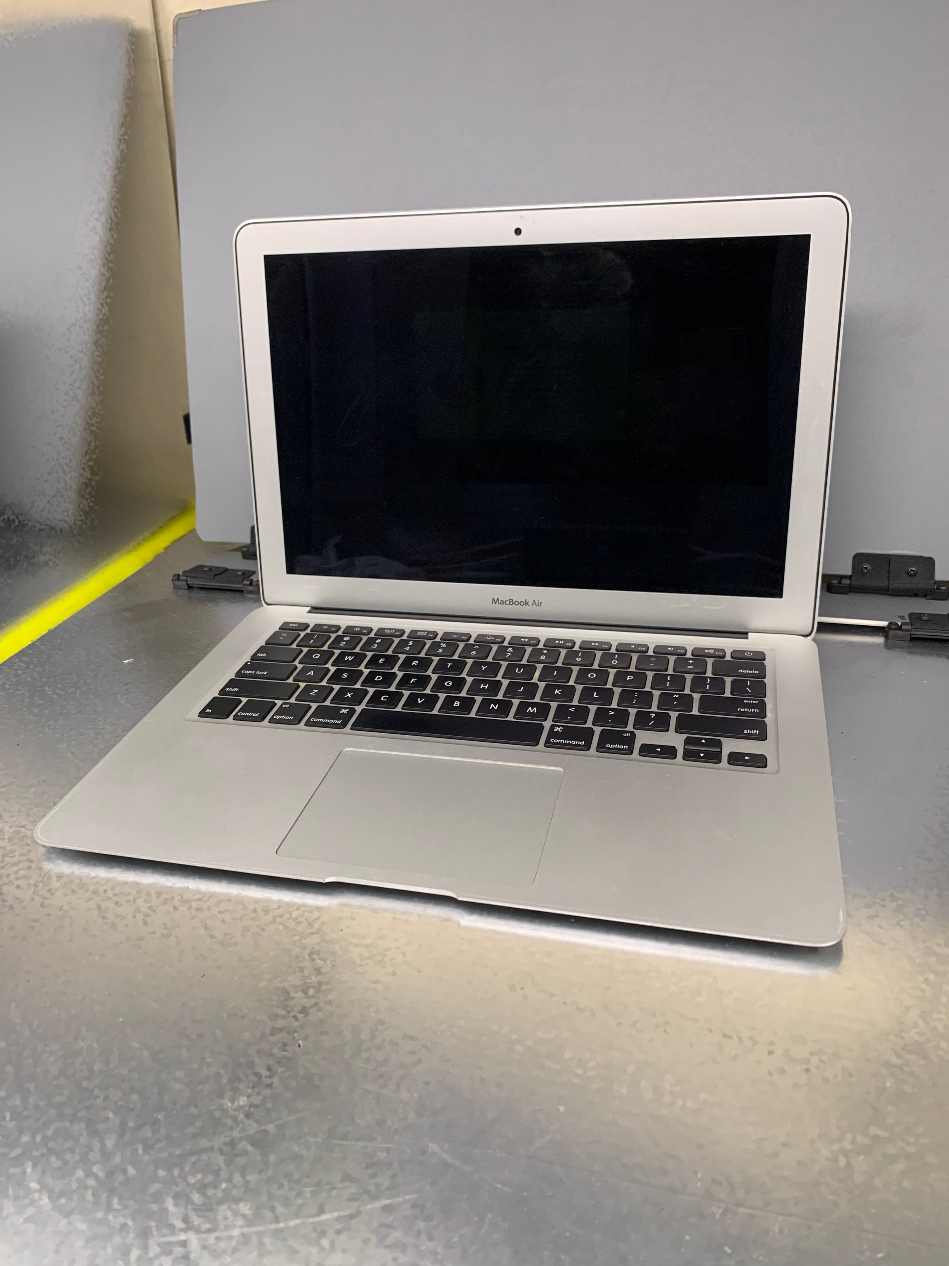 Macbook Air 13 inch Core i5 2013, Computers & Tech, Laptops & Notebooks ...