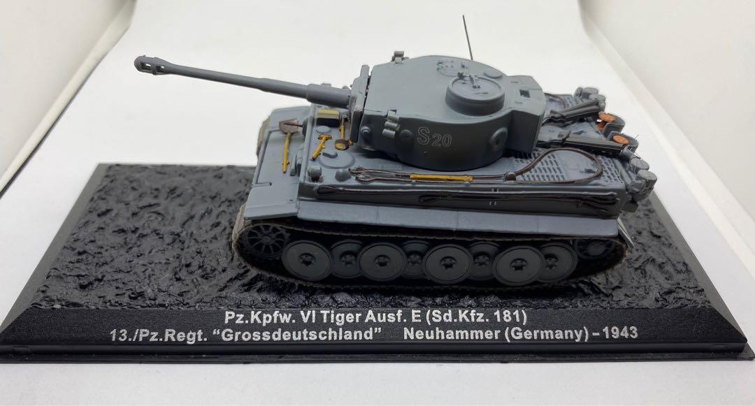 Military Tank Metal Display Unit, Hobbies & Toys, Memorabilia ...