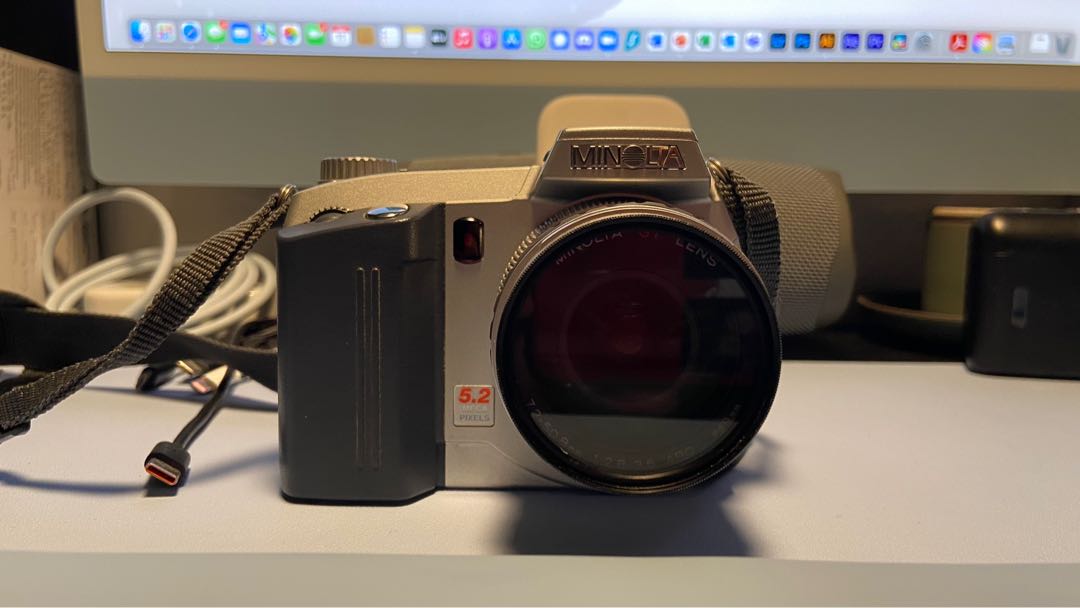 Minolta Dimage 7 ccd相機/GT Pro 高階鏡頭, 攝影器材, 相機 - Carousell