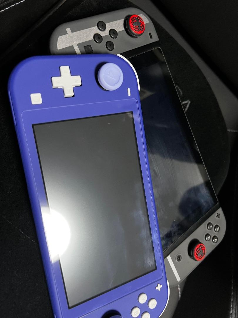 Nintendo Switch 1st Gen (Super Smash Bros Ed) and Switch Lite Bundle ...