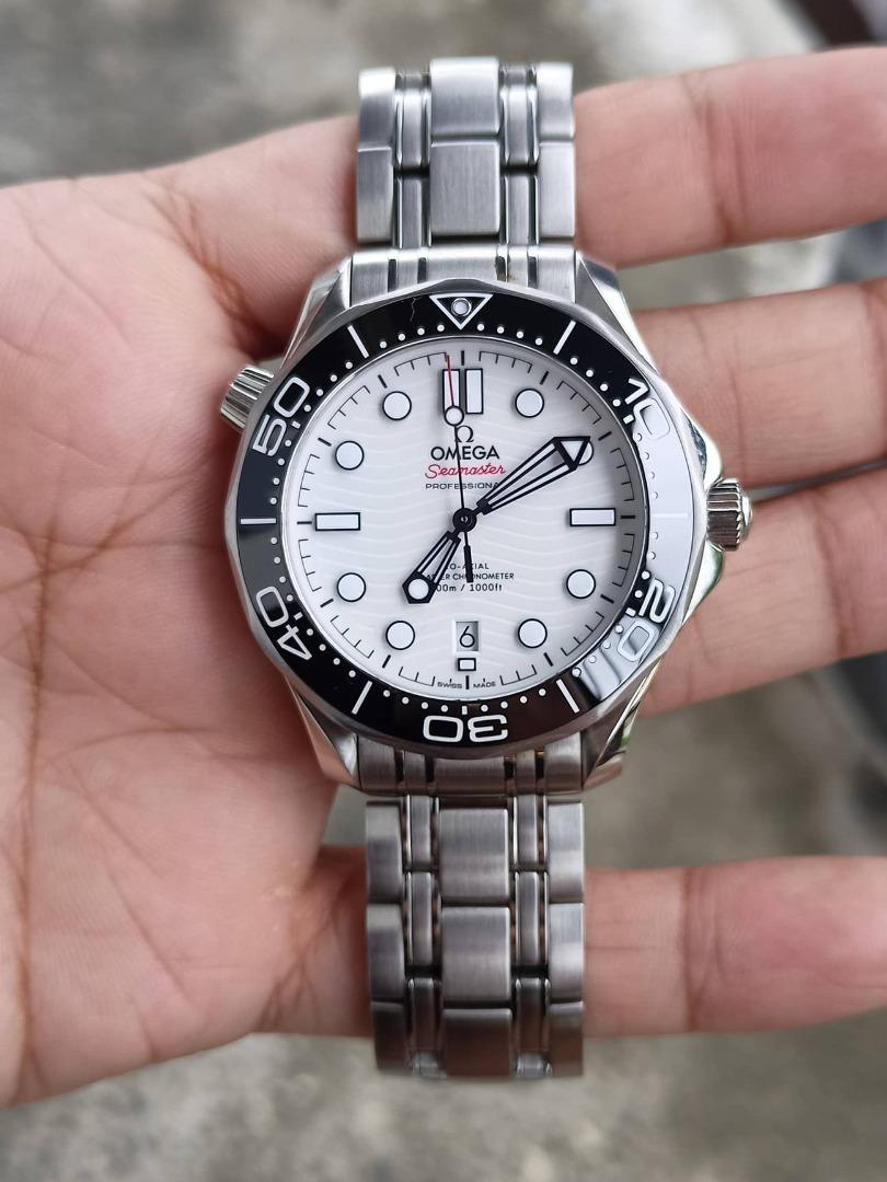 Omega seamaster "Great white shark" co-axial master chronometer, Luxury ...