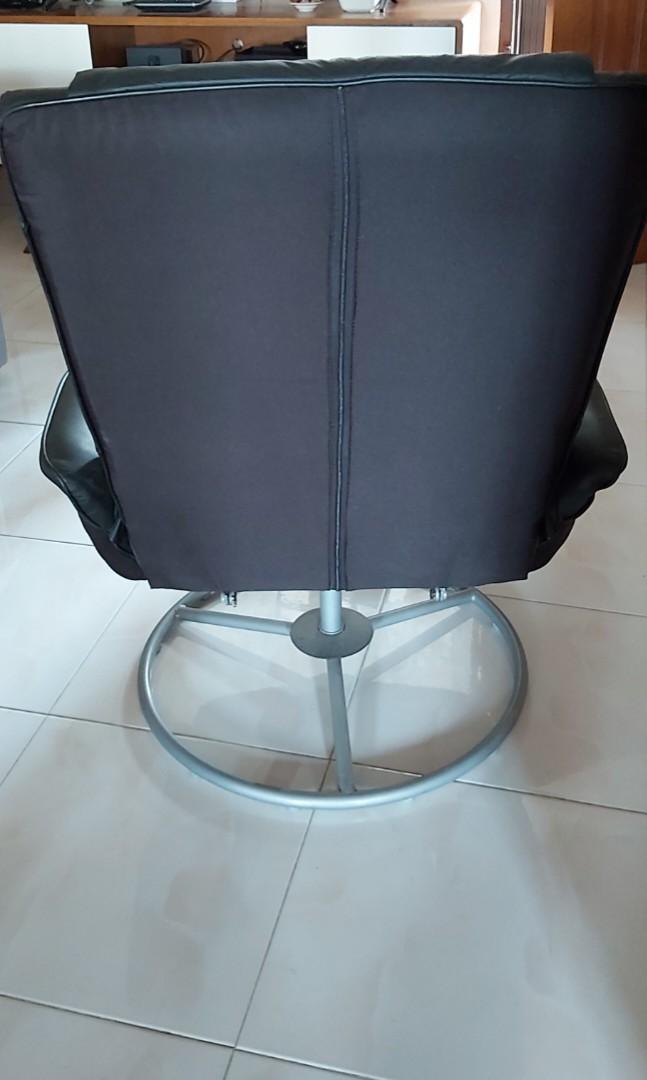 Resting Chair, Furniture & Home Living, Furniture, Chairs on Carousell