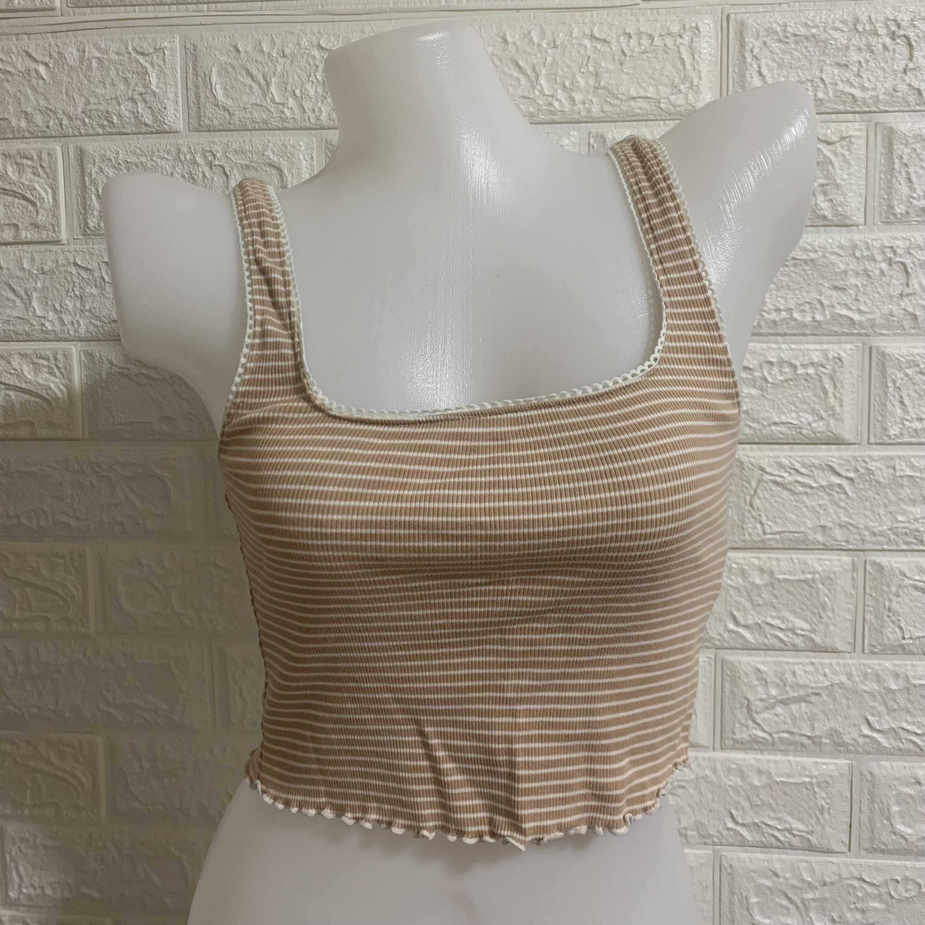 Square Neck Sando, Women's Fashion, Tops, Sleeveless on Carousell