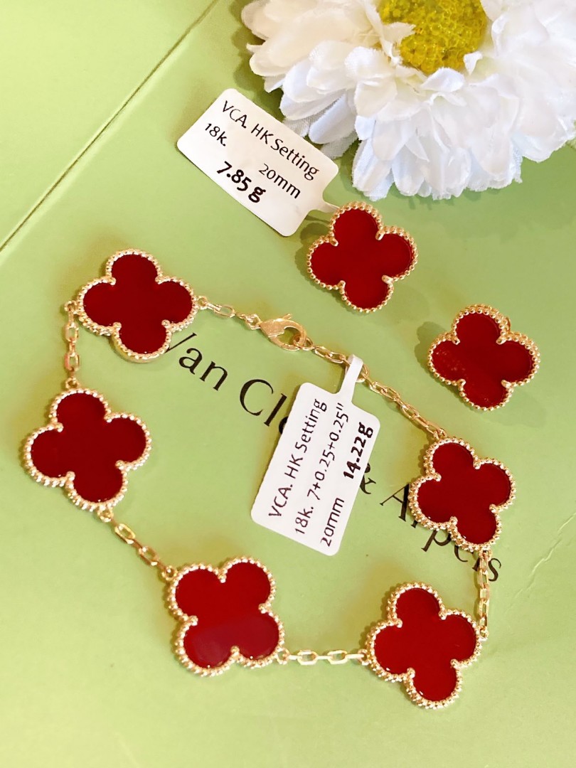 Vca Red Carnelian Set 18k Hk Setting, Women's Fashion, Jewelry ...