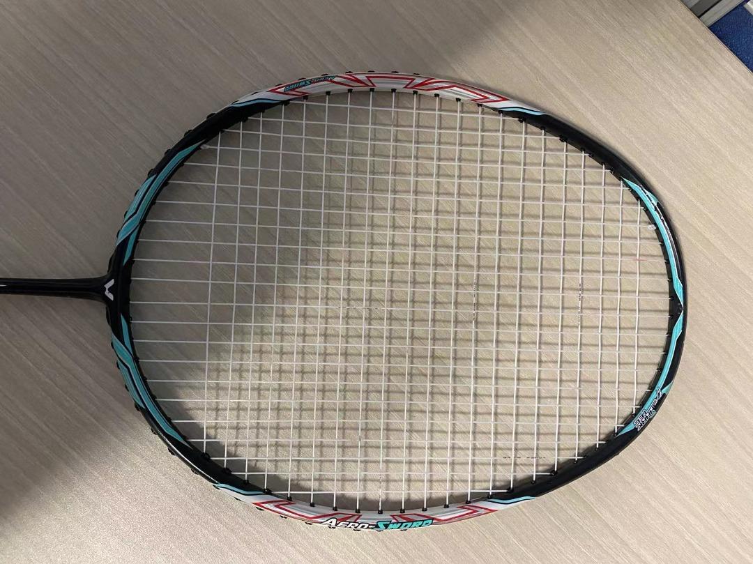 Victor Jetspeed S 10 JS10 badminton racket 3U5G, Sports Equipment ...